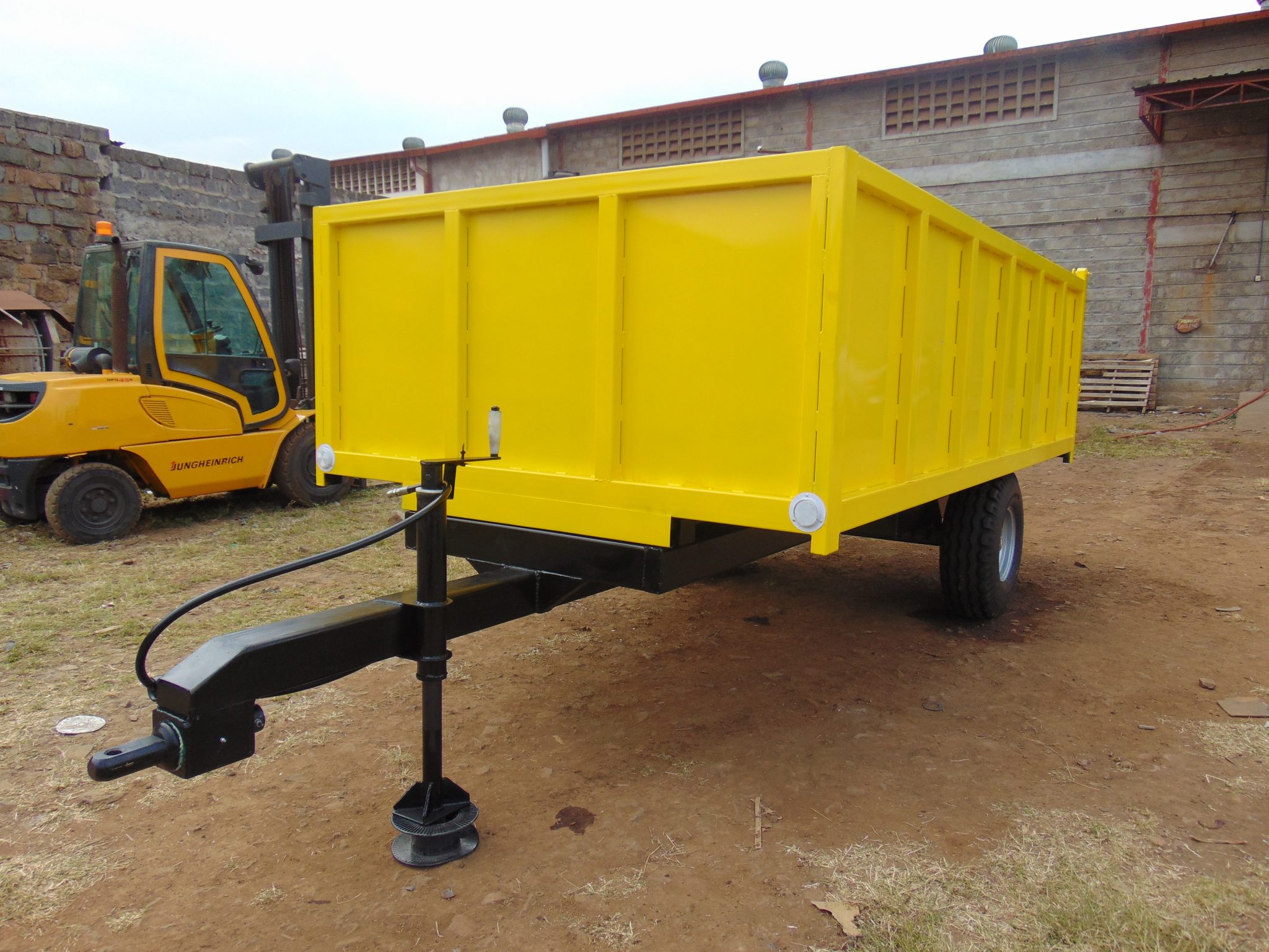 6.5 Ton Tipping Grain Trailer - Tippers And Trailers Ltd