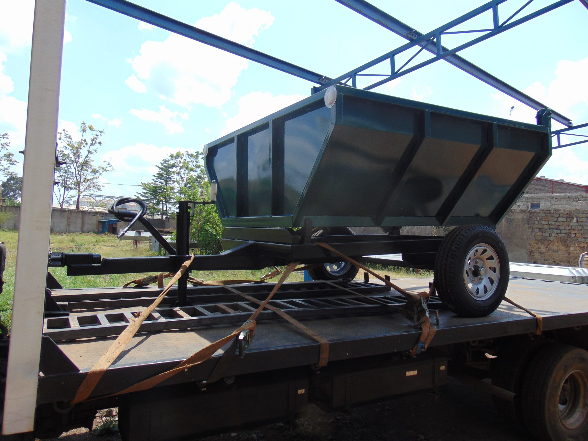 1.5 Ton Tipping Refuse Trailer - Tippers And Trailers Ltd