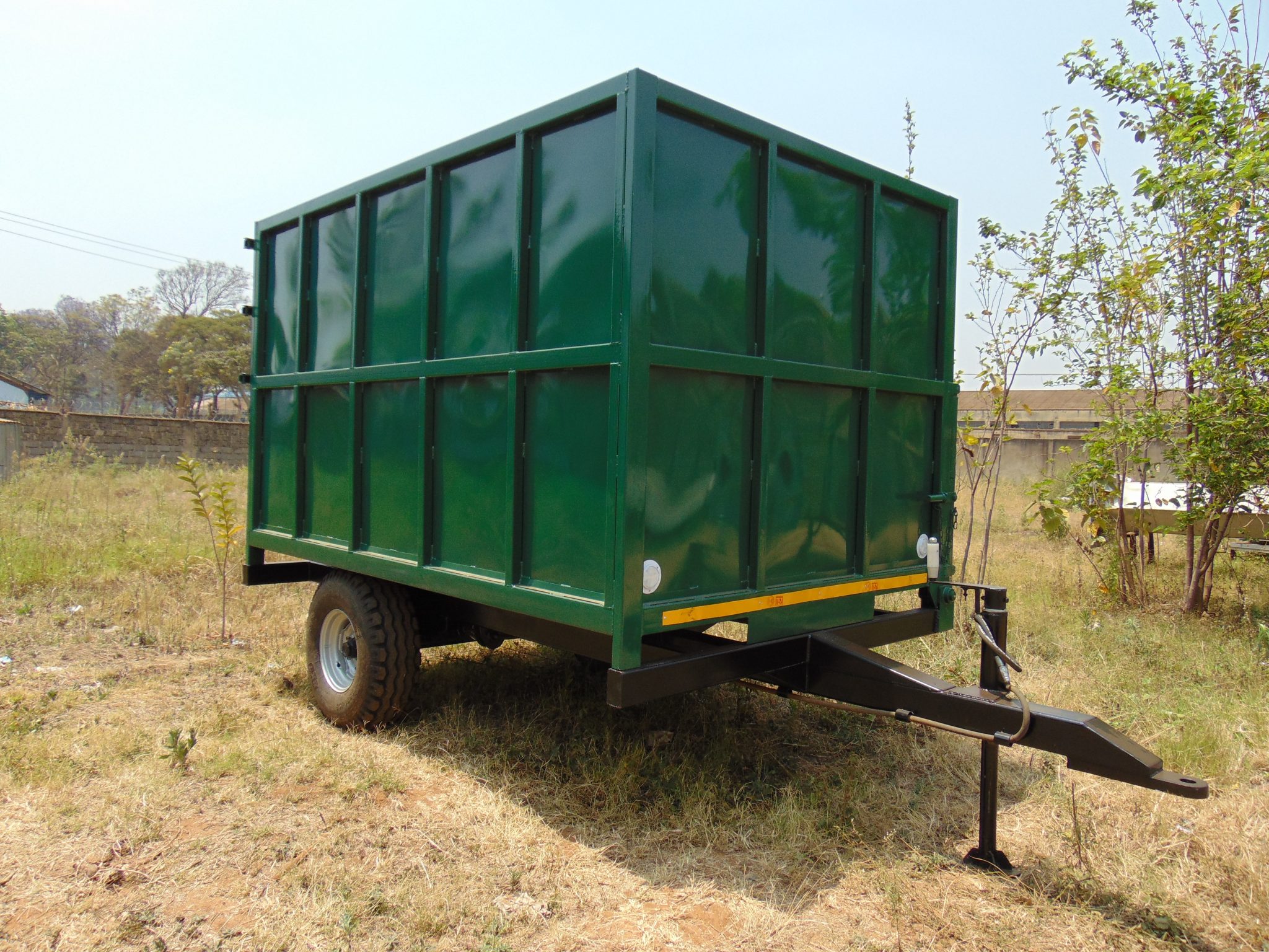 4.5 Ton Side Tipping Silage Trailer - Tippers And Trailers Ltd