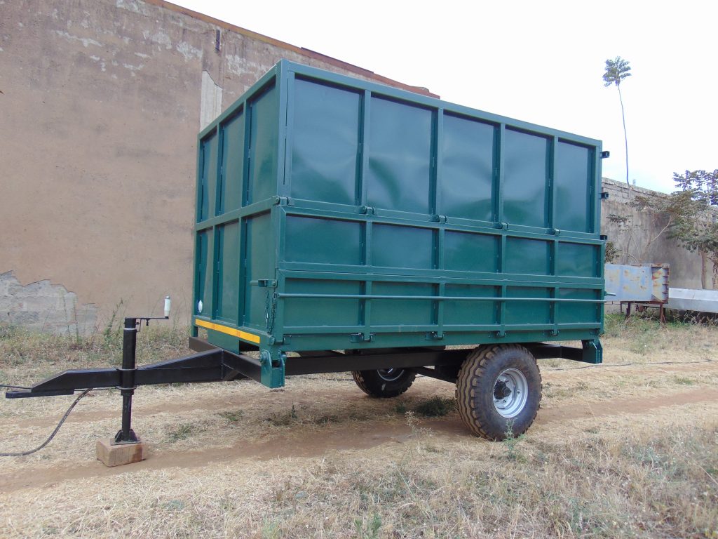 4.5 Ton Side Tipping Silage Trailer - Tippers And Trailers Ltd