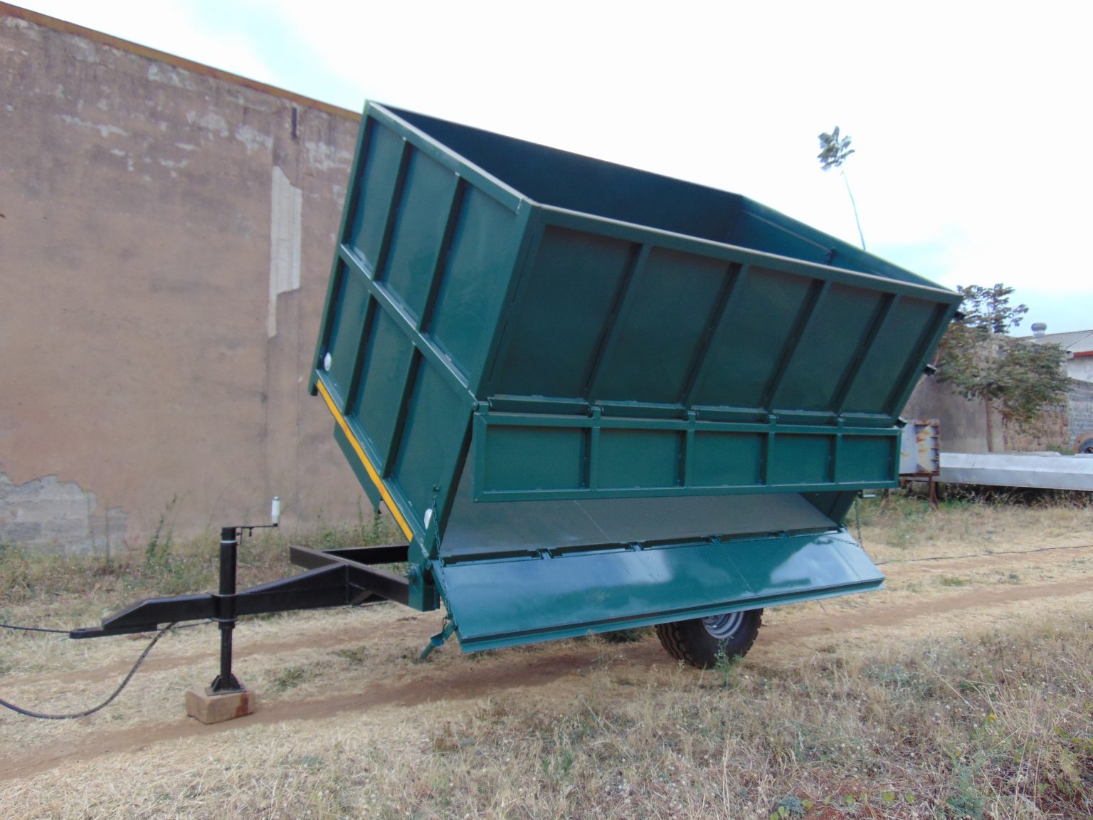 Silage And Refuse Tipping Trailers Archives - Tippers And Trailers Ltd